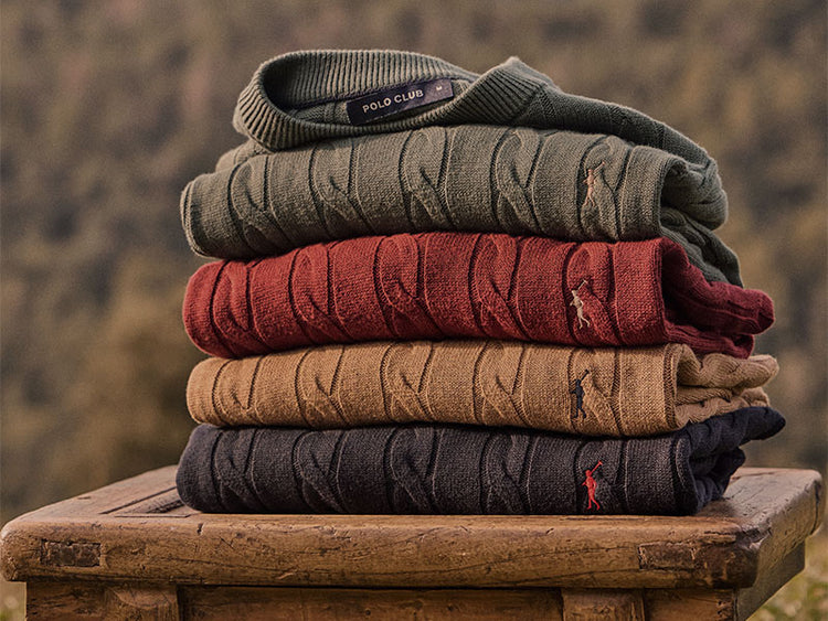 Vestido corto color crudo de canalé con logo Rigby Go – Polo Club